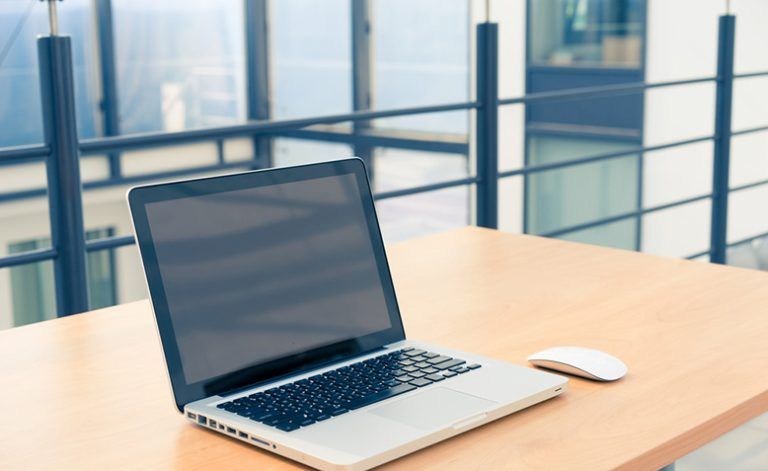 (SOLVED) How to Fix Blue Tint on a Laptop Screen - Volt Fixer